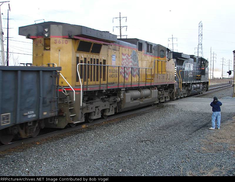 UP 5610: NS 66Z